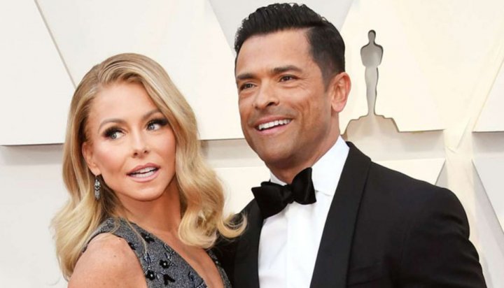 Kelly Ripa shares what she knows of Mark Consuelos top secret 'Scream 7 ...