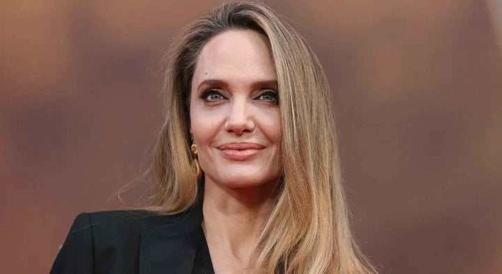 Angelina Jolie's video sparks age debate
