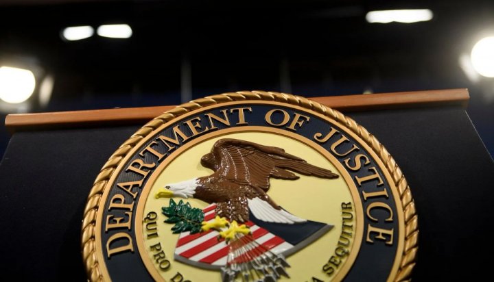 Former congressional employee sold stolen government phones for $150k