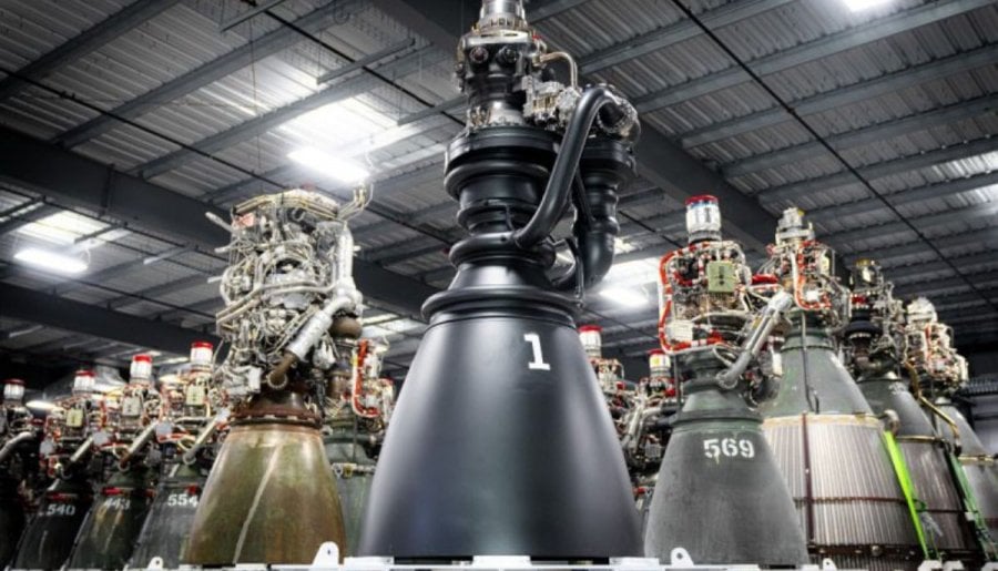 Elon Musk declares Raptor 3 ‘Best Rocket Engine Ever’ following latest ...