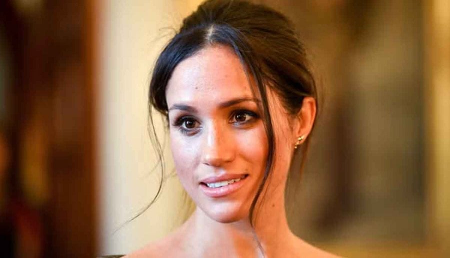 Meghan's co-star calls for strike against ICE over of Alex Pretti