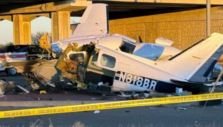 Texas Plane Crash: Five killed after small plane crashed at high speed ...