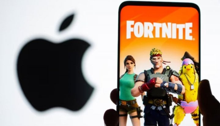Fortnite finally returns to App Stores worldwide in major comeback for ...