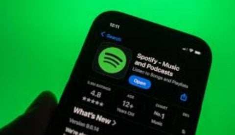 Spotify strikes landmark deal with Universal Music to let premium users ...