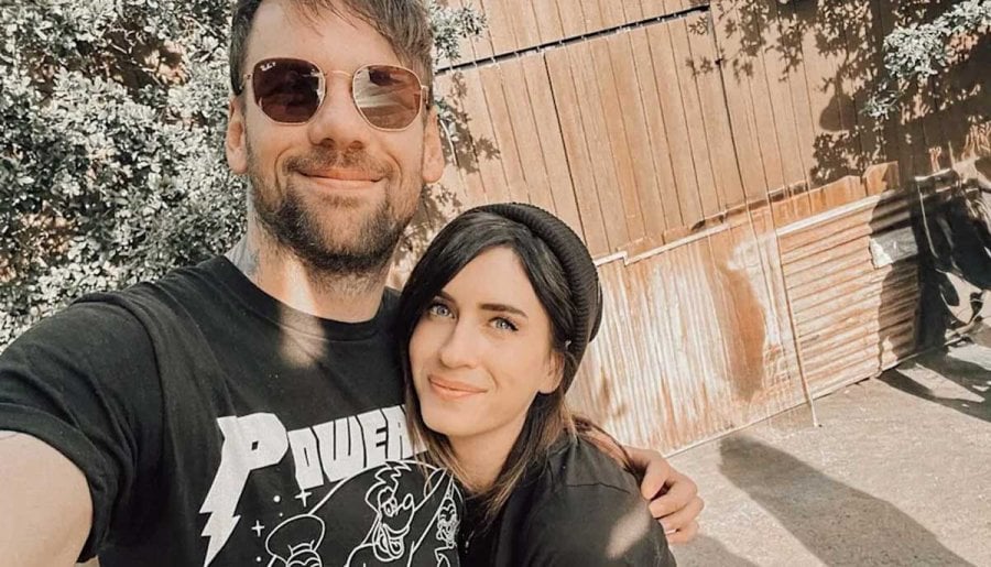 Beartooth frontman Caleb Shomo's wife ends 14-year marriage with the singer