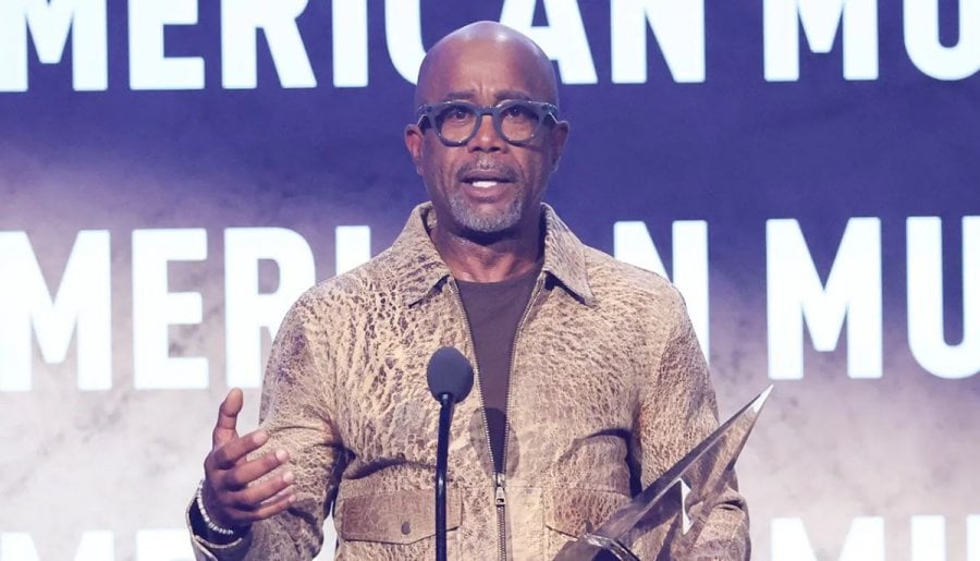 American Music Awards honours Darius Rucker with Veterans Voice Award