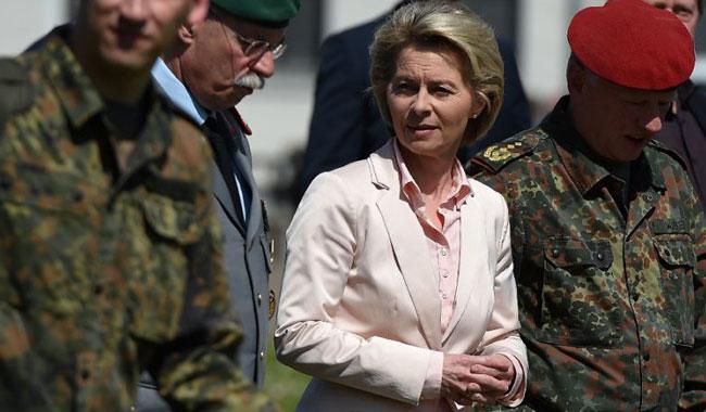 Berlin orders barracks inspection after Nazi symbols found