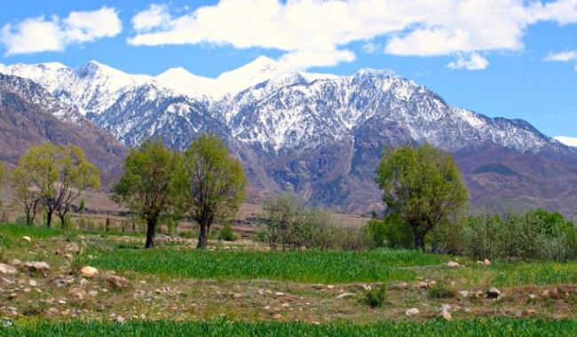 Tourists throng various scenic parts of Kurram Agency