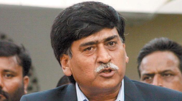 MQM-H chief Afaq Ahmed resigns after election defeat