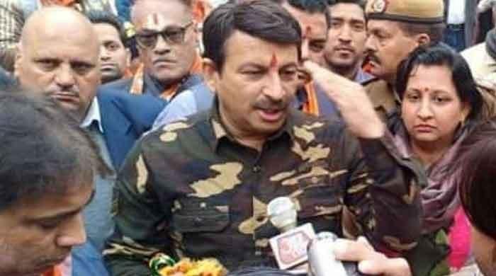 BJP leader slated for wearing army uniform during election rally
