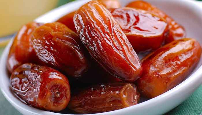Sindh’s dry dates trade at risk of losing Indian market