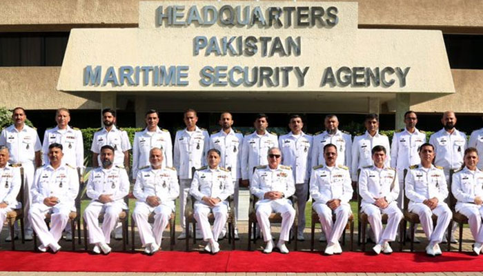Naval chief visits Maritime Security Agency, PN Dockyard