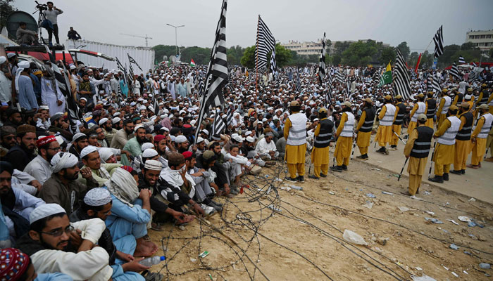 Site visit: Features distinguishing Azadi March from 2014 sit-ins