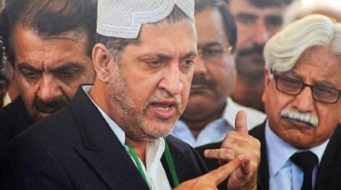 Akhtar Mengal says one year given to govt, now free to take decision