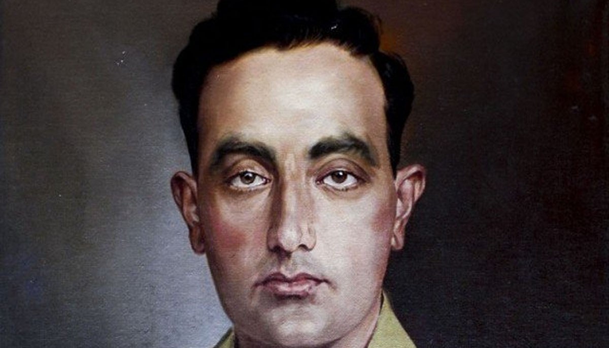 Army pays homage to Major Aziz Bhatti Shaheed