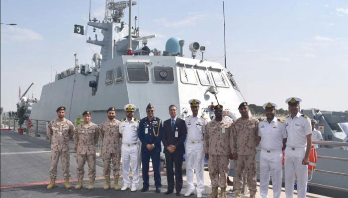 Naval forces of Pakistan, UAE to improve ties