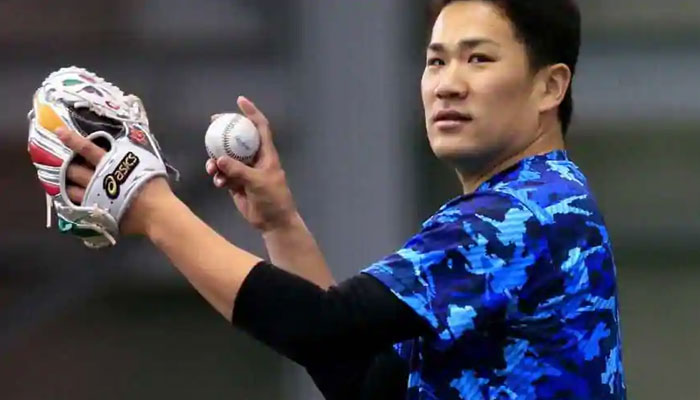 Star pitcher Tanaka wants Olympic gold with Japan fans