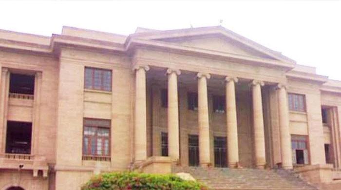 CS told to explain delay in issuing Azadi Cards to elderly