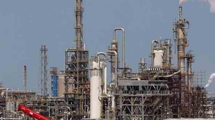 Furnace fuel glut also forces Byco Refinery to close down