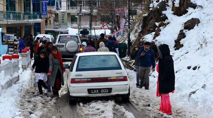 Major highways of Murree cleared for traffic