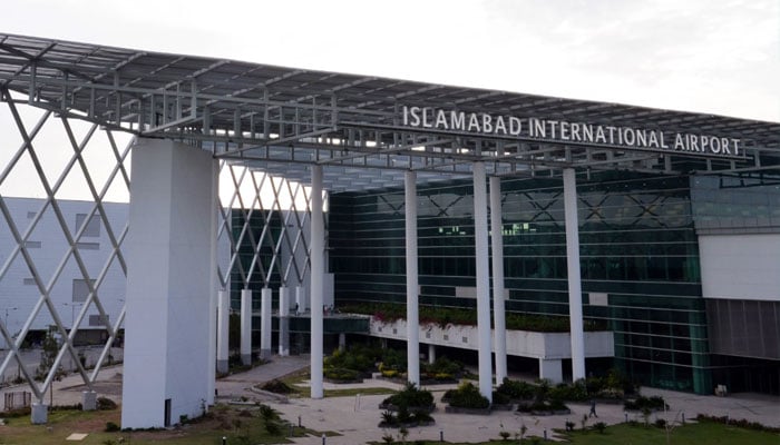 Govt decides to lease out Islamabad airport