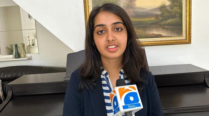 Pakistani Girl In London Sets Record With 34 Gcses