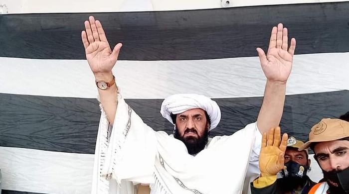 JUI-F leader Hafiz Hamdullah injured in blast