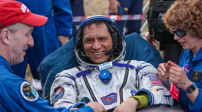 US astronaut gets used to Earth after record-setting 371 days in space