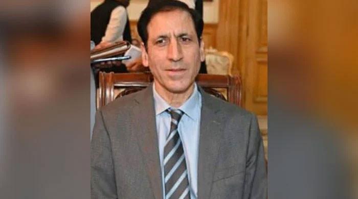 Justice Arshad Hussain sworn in as KP caretaker CM