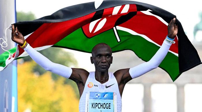 Kenyan marathon aces to go head-to-head in Paris