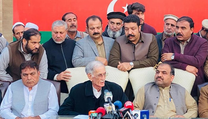 Ex-MPA joins PTIP: Pervez Khattak says PTI leadership was out to create ...