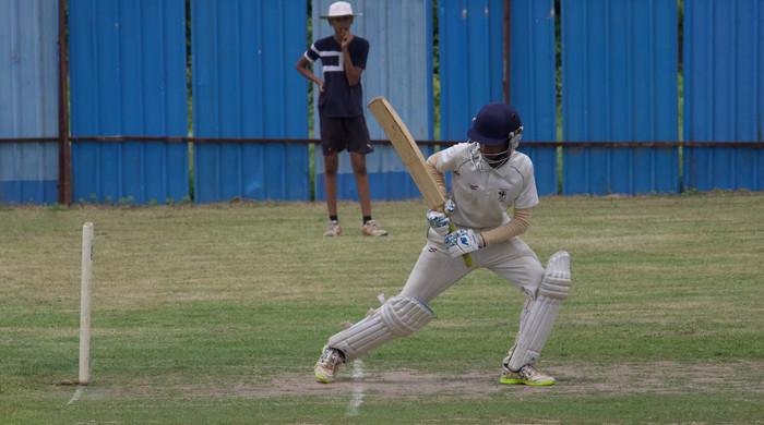 Omar Associates, Crescent Barrington record victories