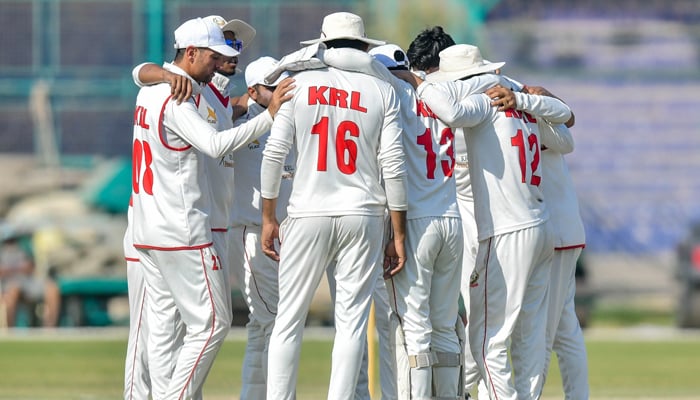 Akmal hits 18th first-class ton, Waqar and Shahzad shine for PTV