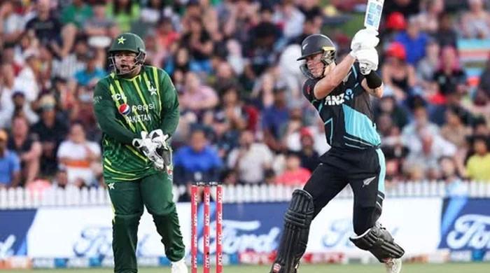 Cricket mess