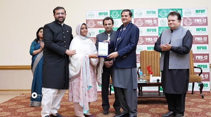 40 PMS officers complete training