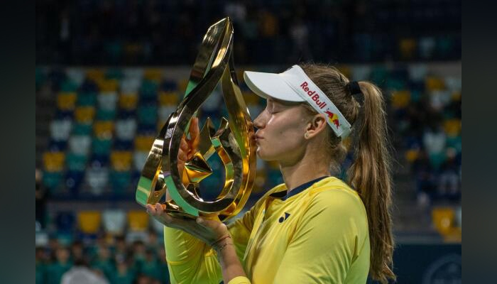 Rybakina cruises past Kasatkina to claim Abu Dhabi title