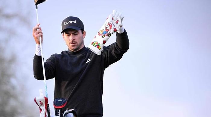Nick Taylor rides hot putter to playoff victory at WM Phoenix Open