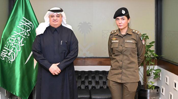 Saudi royal treat for brave police officer
