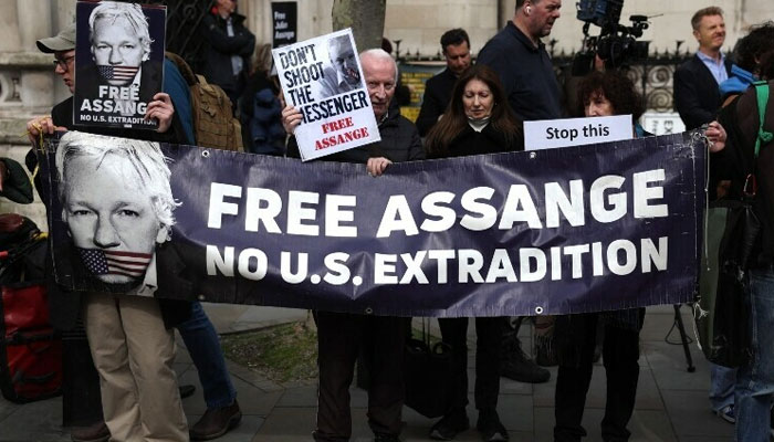Assange wins temporary reprieve from extradition to US