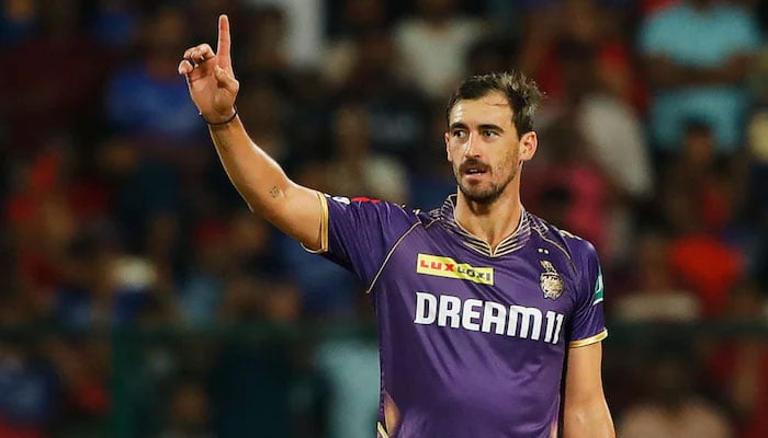 Starc finally hits form in IPL as Kolkata go top