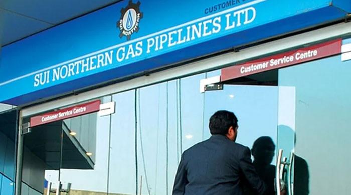 SNGPL disconnects 2,000 commercial connections on public demand