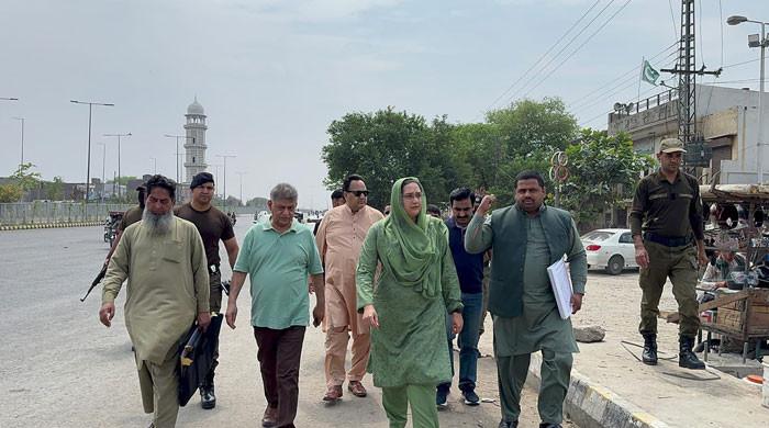 DC visits Ravi zone, inspects proposed development sites