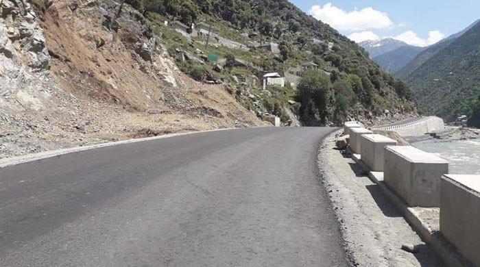 Residents start repairing Bahrain-Kalam Road