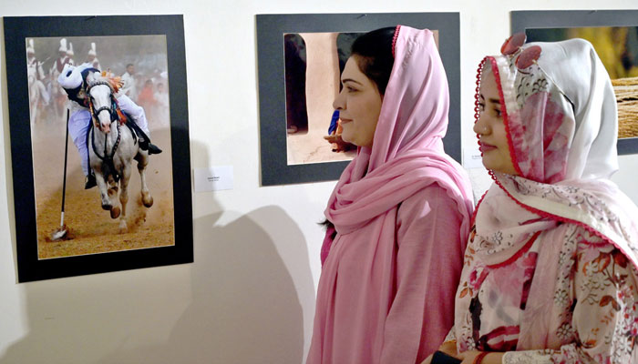 Photographic competition, exhibition launched