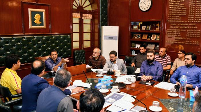 DCs to monitor offal collection and disposal