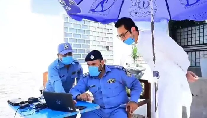 Driving licence centre set up on Mall Road