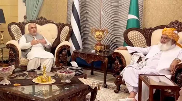 Asad Qaiser, Fazl discuss political strategy