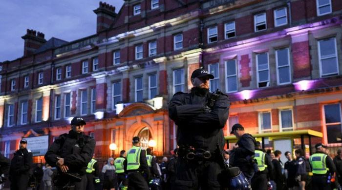 Fearful UK mosques on alert over far-right protests