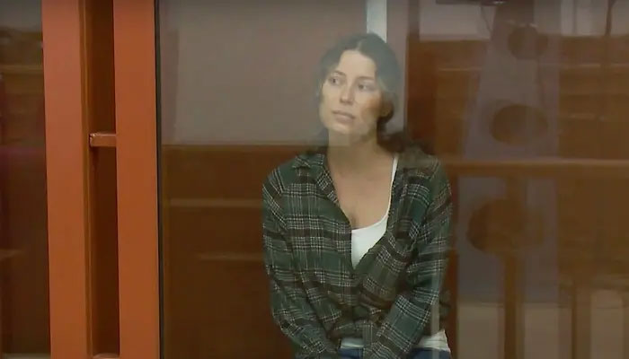 Russia jails US-Russian woman for 12 years for ´treason´