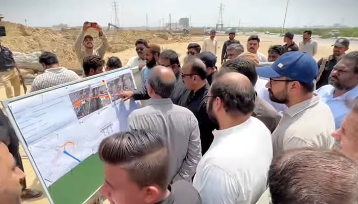 ‘New bridge on Korangi Causeway to be opened on Jan 1’